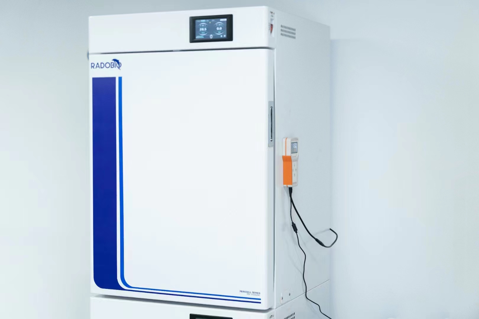 UNIS70 Magnetic Drive CO2 Resistant Shaker - RADOBIO SCIENTIFIC CO.,LTD